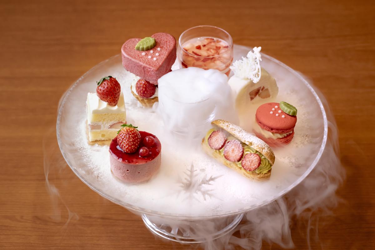 たっぷり苺と雪が織りなすSASARUとコラボしたアフタヌーンティーセットが登場！【札幌】 | SASARU [ささる]